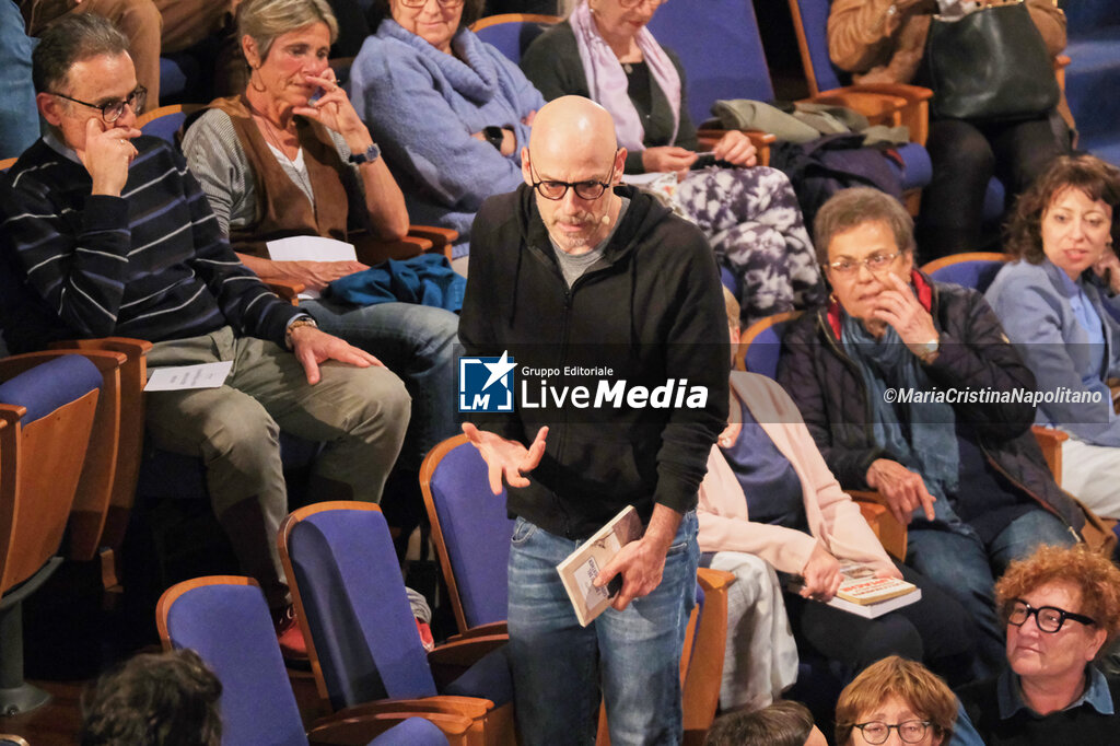 FILIPPPO NIGRO - EVERY BRILLIANT THING (LE COSE PER CUI VALE LA PENA ...